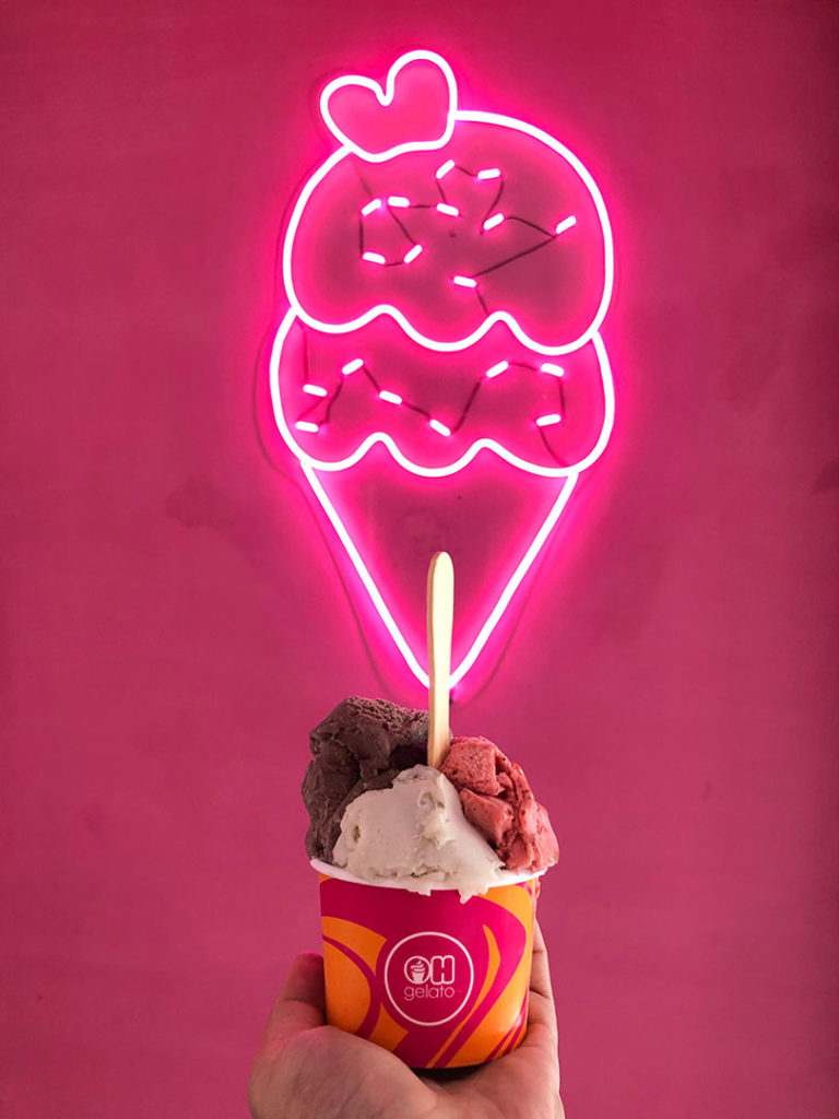Ice Cream - Yum, this LED Neon looks amazing in any store.